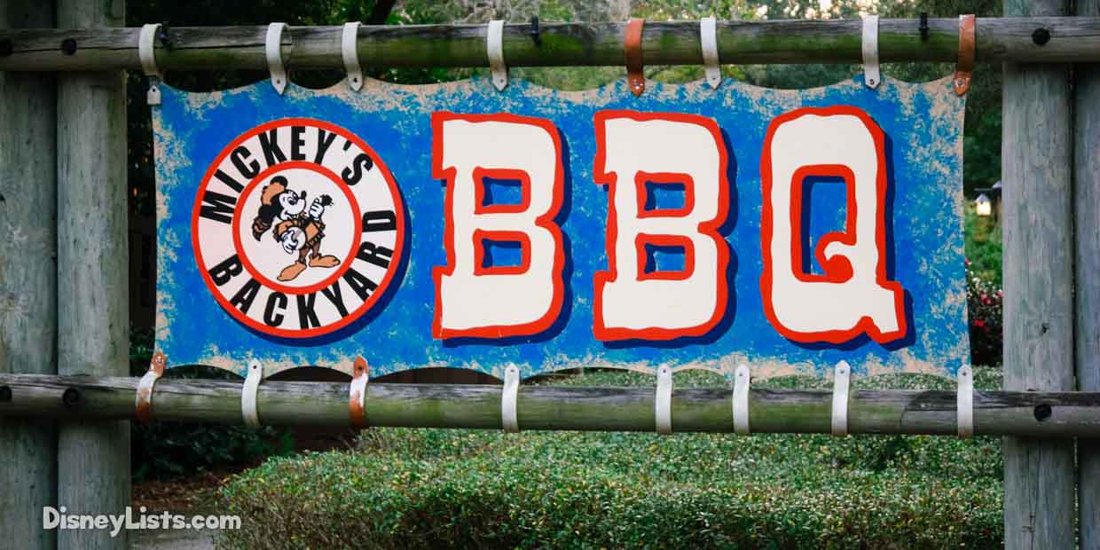 What You Need to Know About Mickey’s Backyard BBQ at Disney's Fort ...