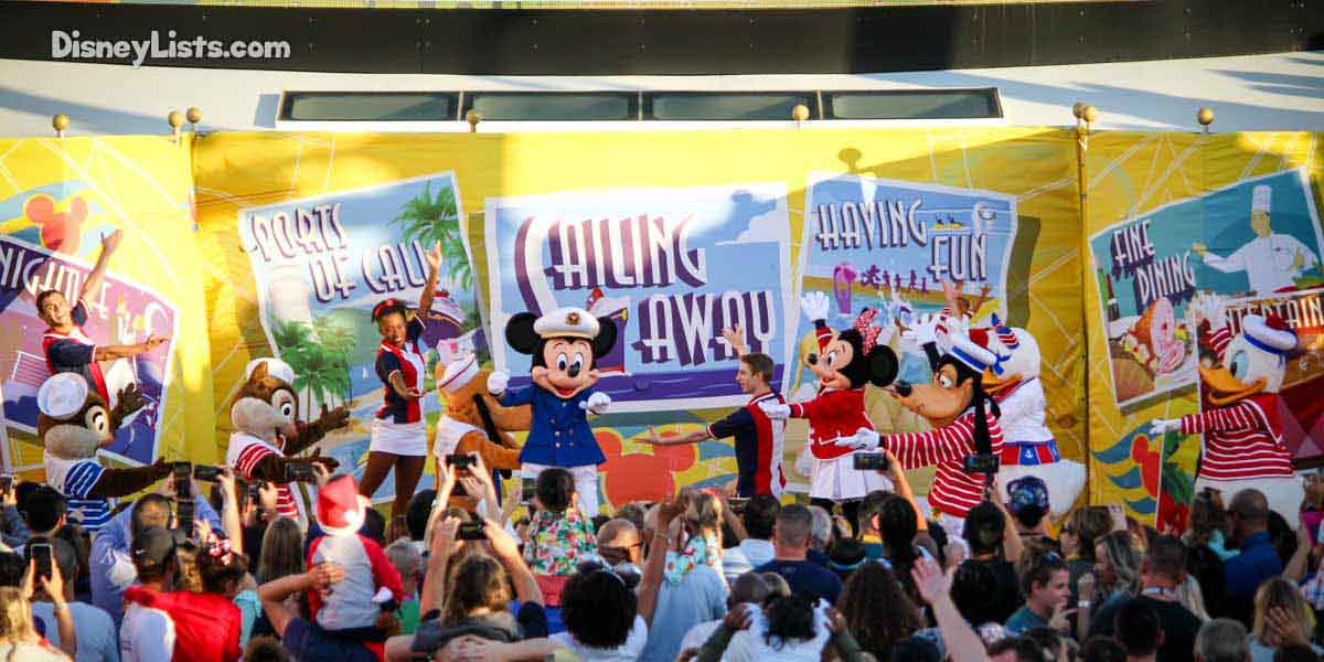 Disney Cruise Line Entertainment: Deck Shows for Families with Young ...