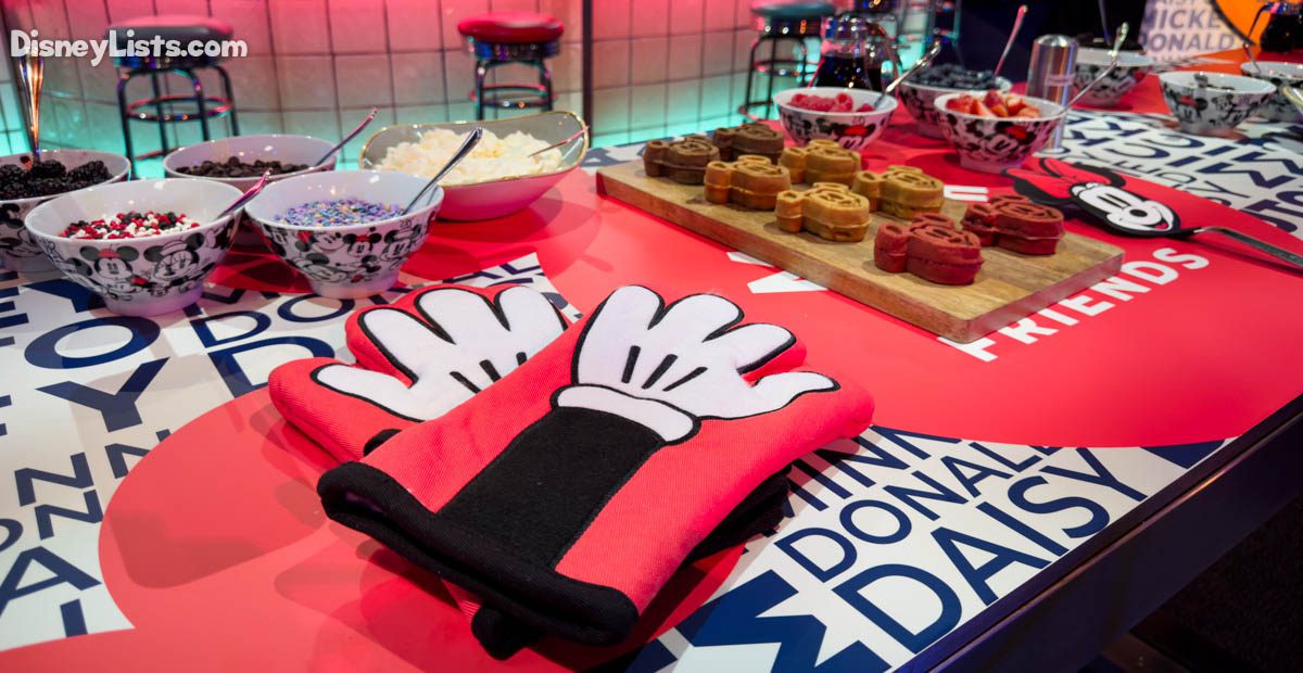 Disney Merchandise: Spark Joy in the Everyday with 2024 Products and ...