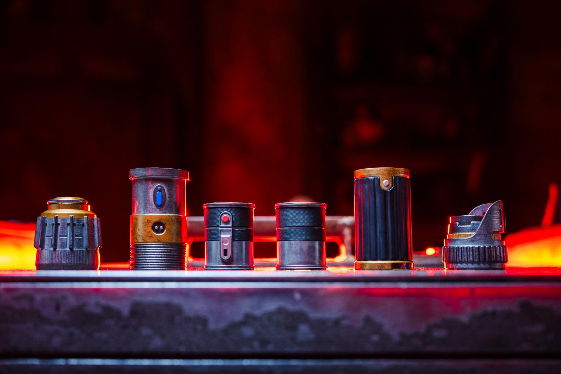 NEWS: New Savi’s Workshop Lightsaber Offering and More at Disney World ...